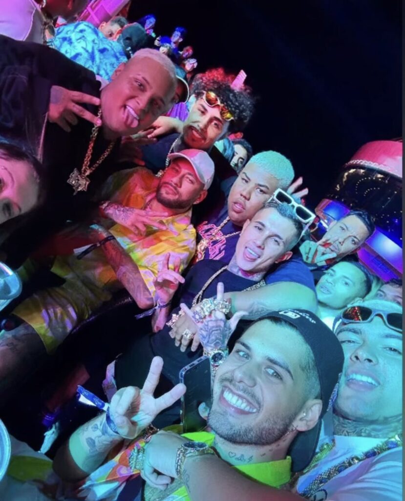 Muletas, baile e 'Set Dos Casados': os registros do 'cruzeiro-festival ...