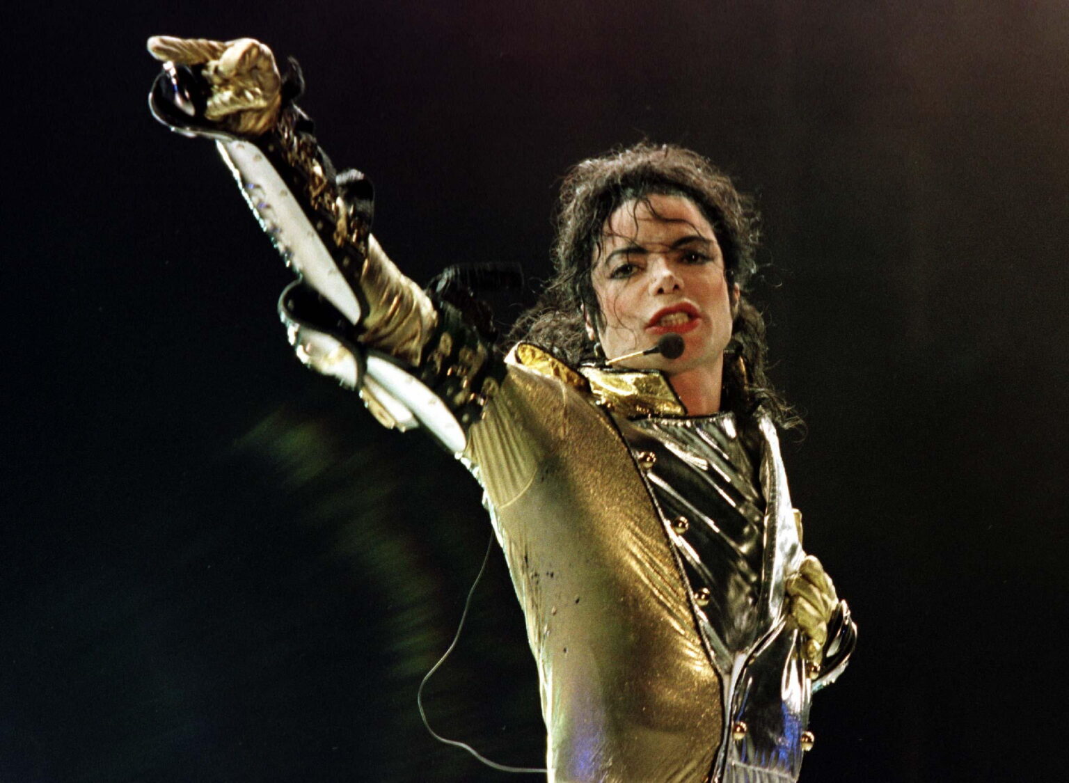 Filme sobre Michael Jackson ganha nova data; veja detalhes - Billboard ...