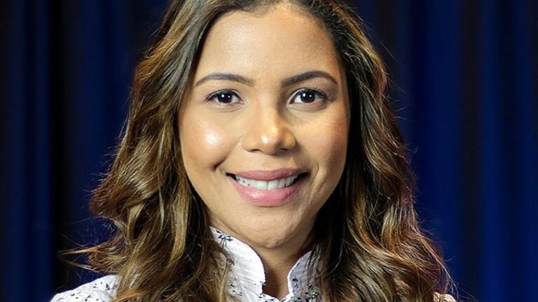 Amanda Wanessa surge sorridente em foto 3 anos depois de acidente ...