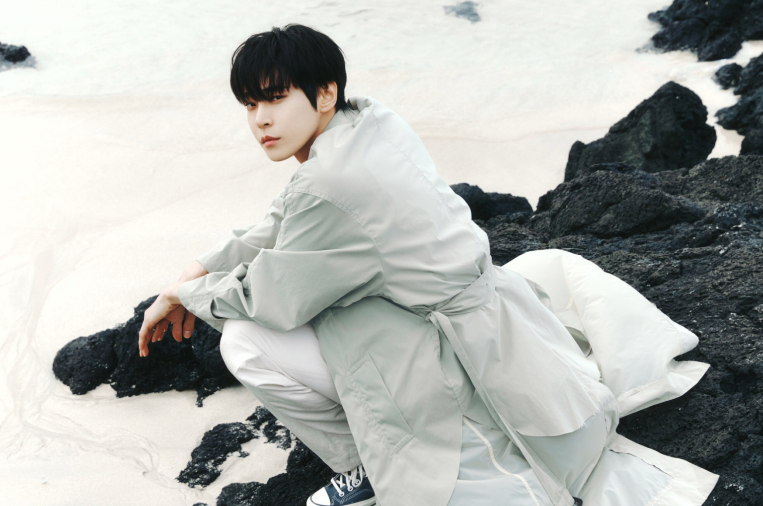 Doyoung, do NCT 127, faz debut solo com 'Little Light'; veja o MV ...