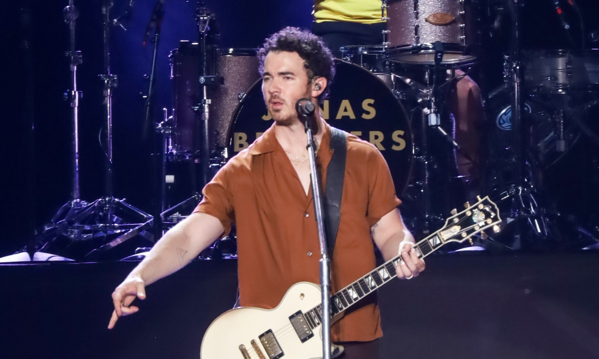 Kevin Jonas passa por cirurgia para retirada de um câncer na pele ...