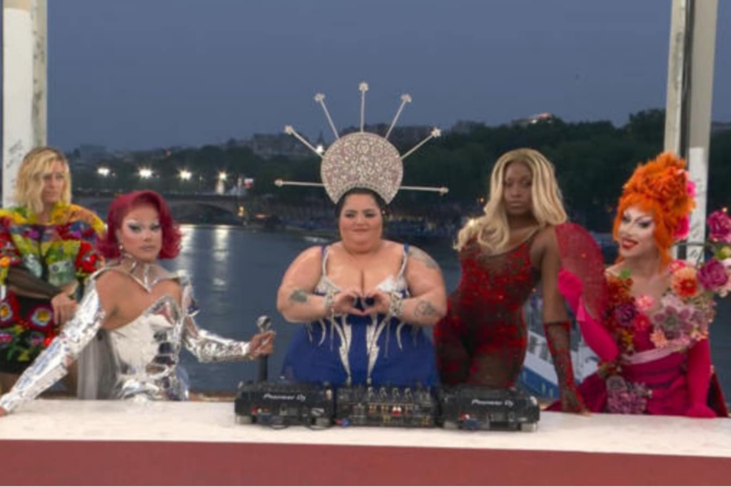 DJ é vítima de ameaças de morte após se apresentar na abertura dos ...