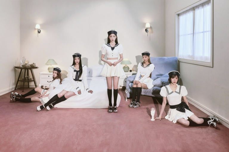 Red Velvet estreia nos charts da Billboard com mini-álbum 'Cosmic ...